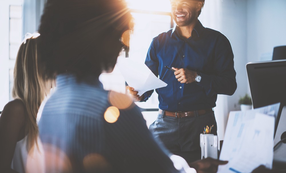 The Ultimate How-To Guide For Speaking Up at Work – Vunela